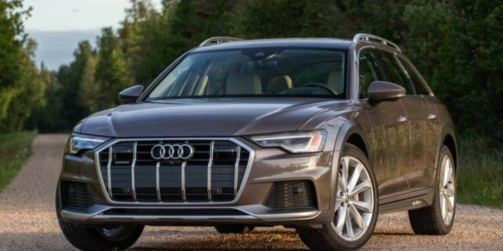 Best Safest Cars 2022 | AutoBeeb